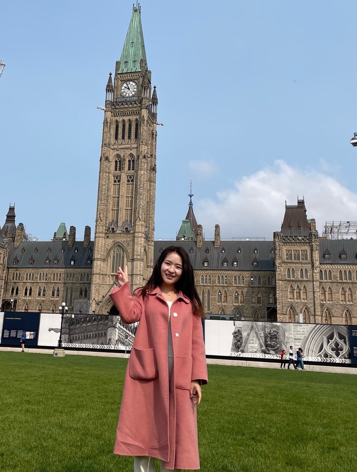 Yanan Wu (吴亚楠)